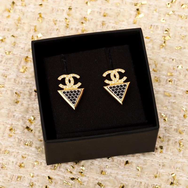 Top match Chanel Earrings