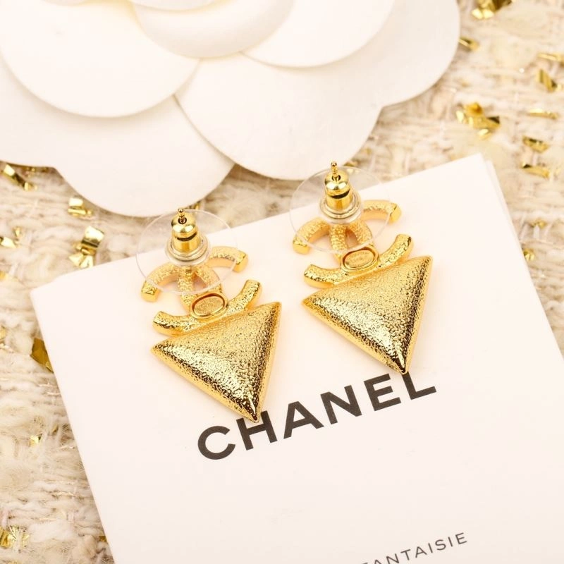 Top match Chanel Earrings