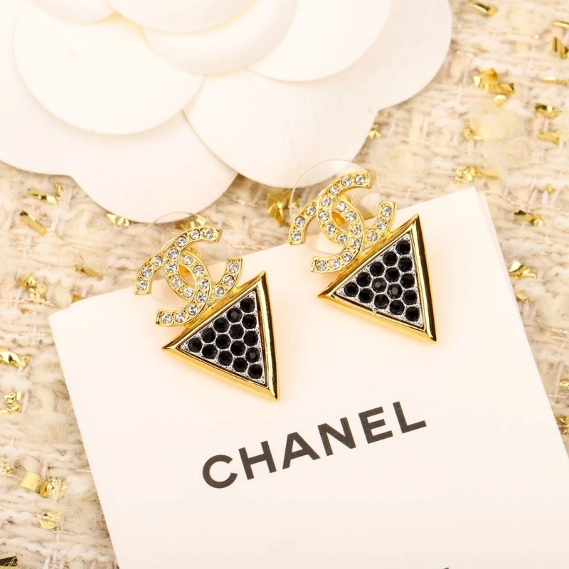 Top match Chanel Earrings