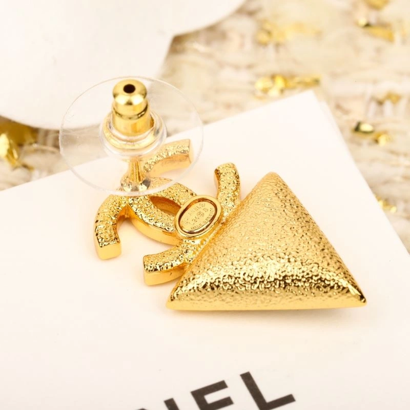 Top match Chanel Earrings