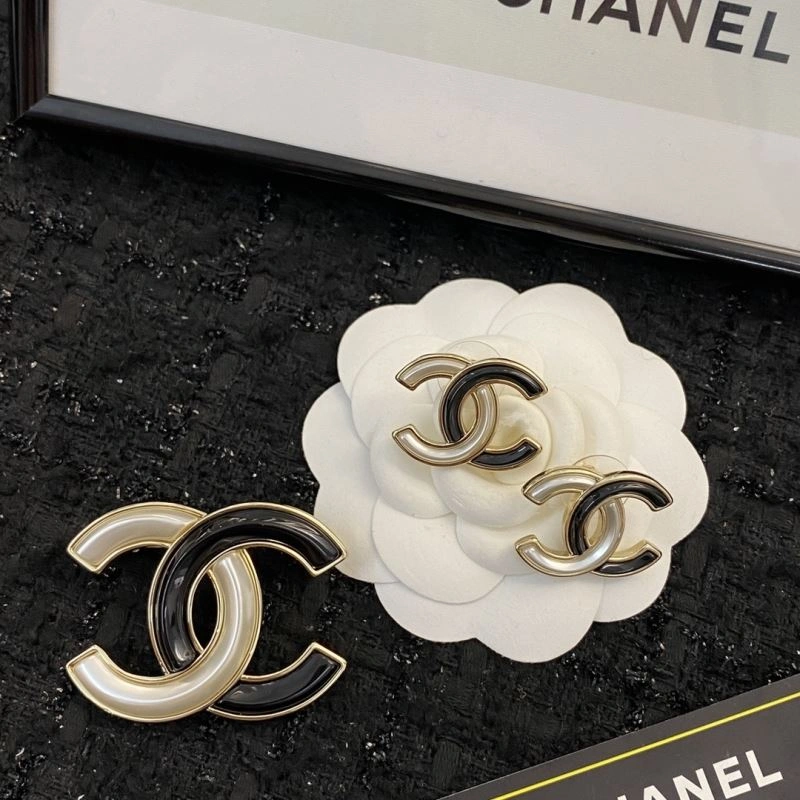 Accurate model Chanel Earrings