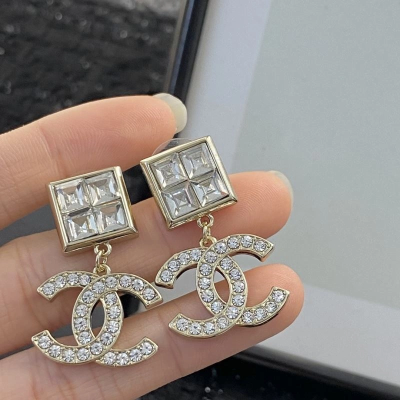 High accuracy Chanel Earrings