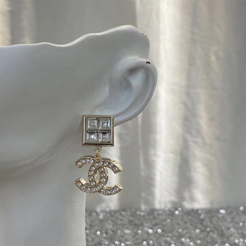 High accuracy Chanel Earrings