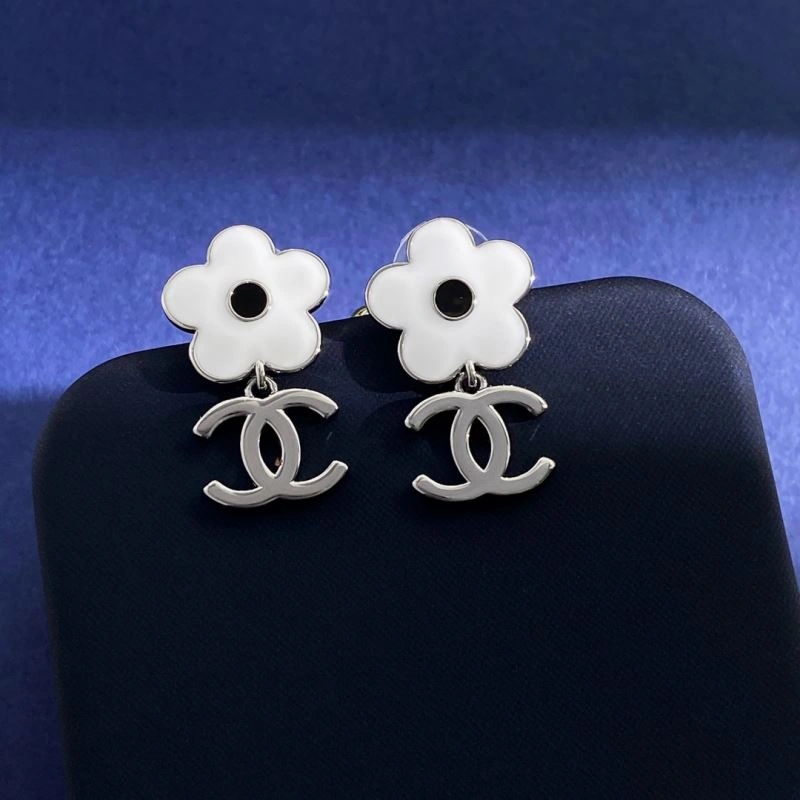 High accuracy Chanel Earrings