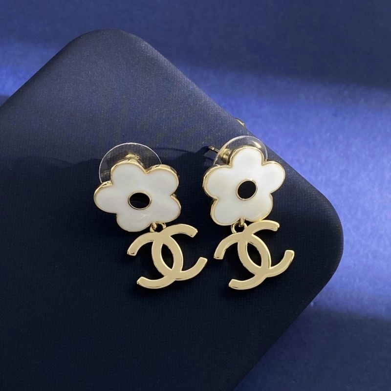 High accuracy Chanel Earrings