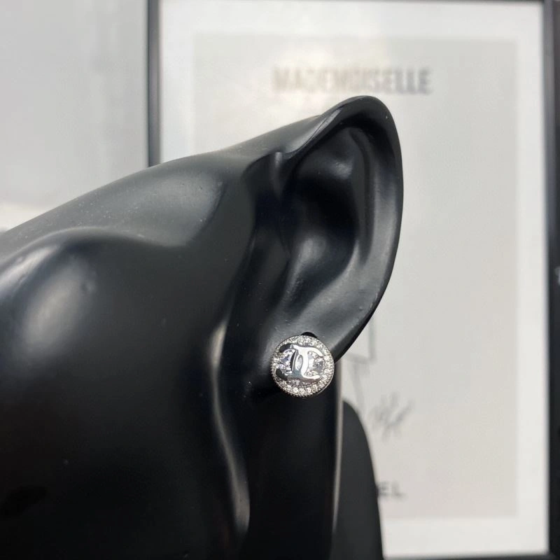 High accuracy Chanel Earrings
