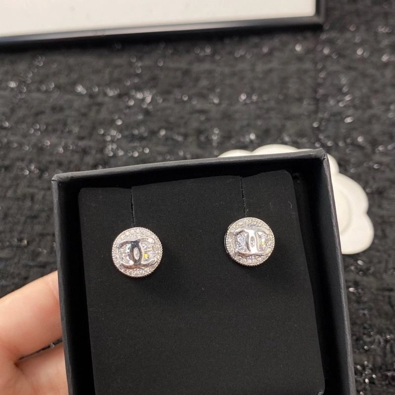 High accuracy Chanel Earrings