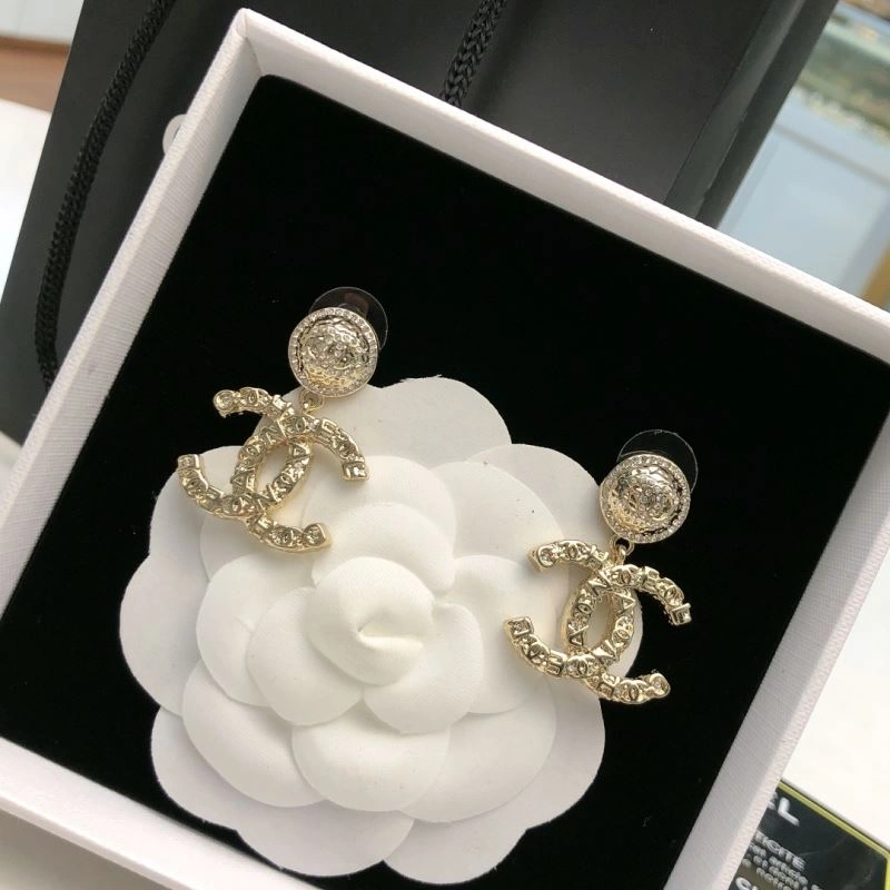 Top mirror Chanel Earrings