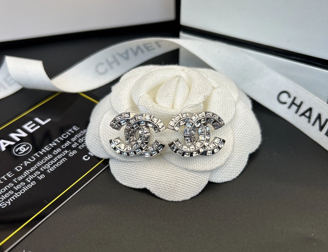 Legit Chanel Earrings