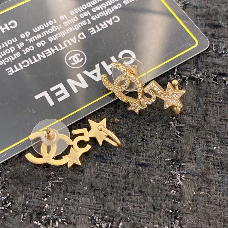 Top mirror Chanel Earrings