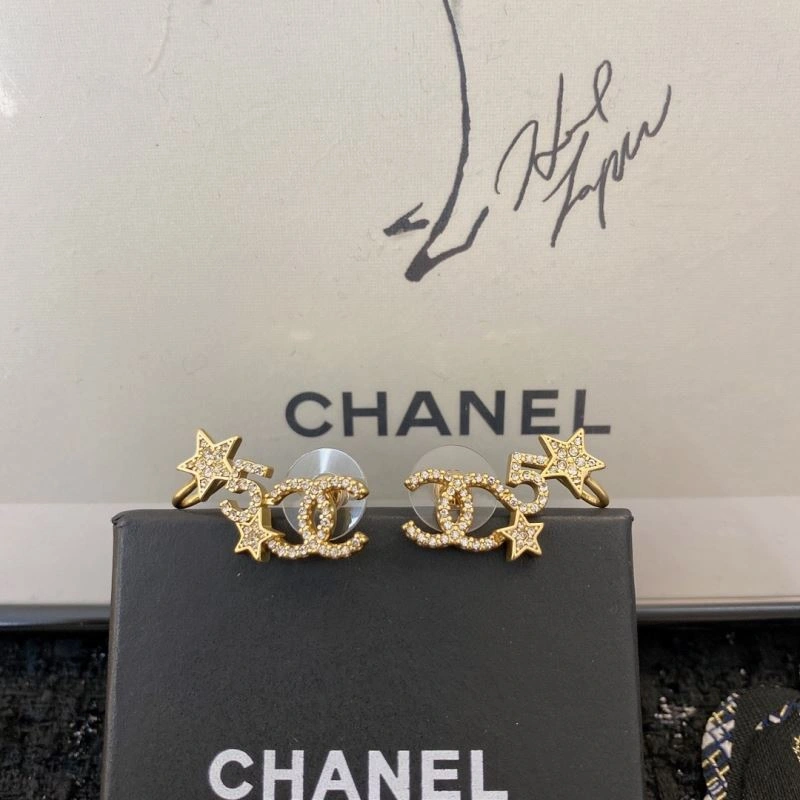 Top mirror Chanel Earrings
