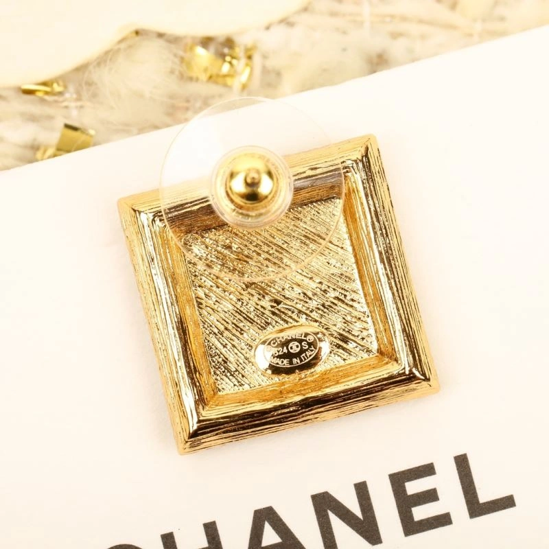 High accuracy Chanel Earrings