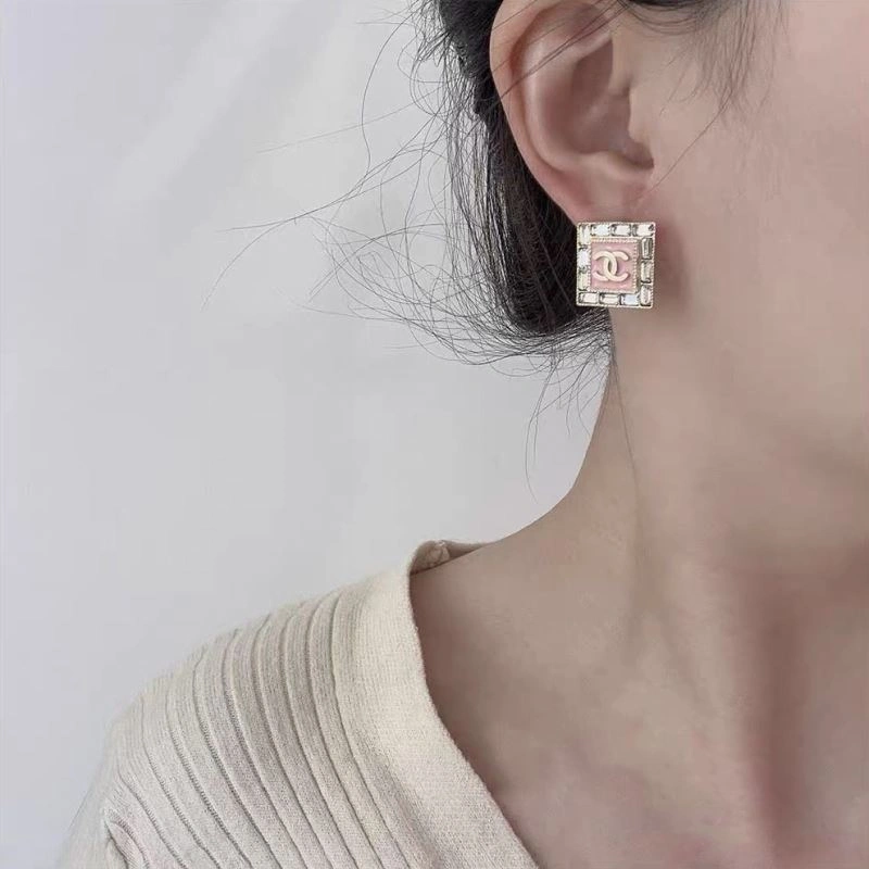 High accuracy Chanel Earrings