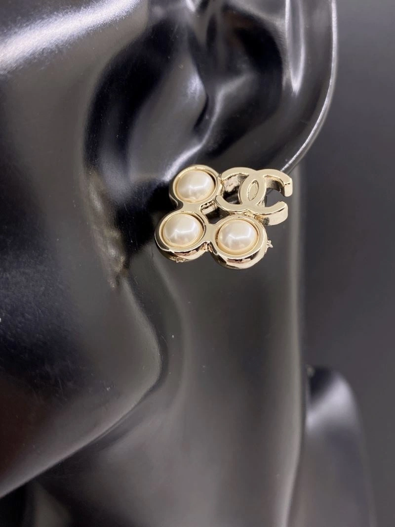 High accuracy Chanel Earrings