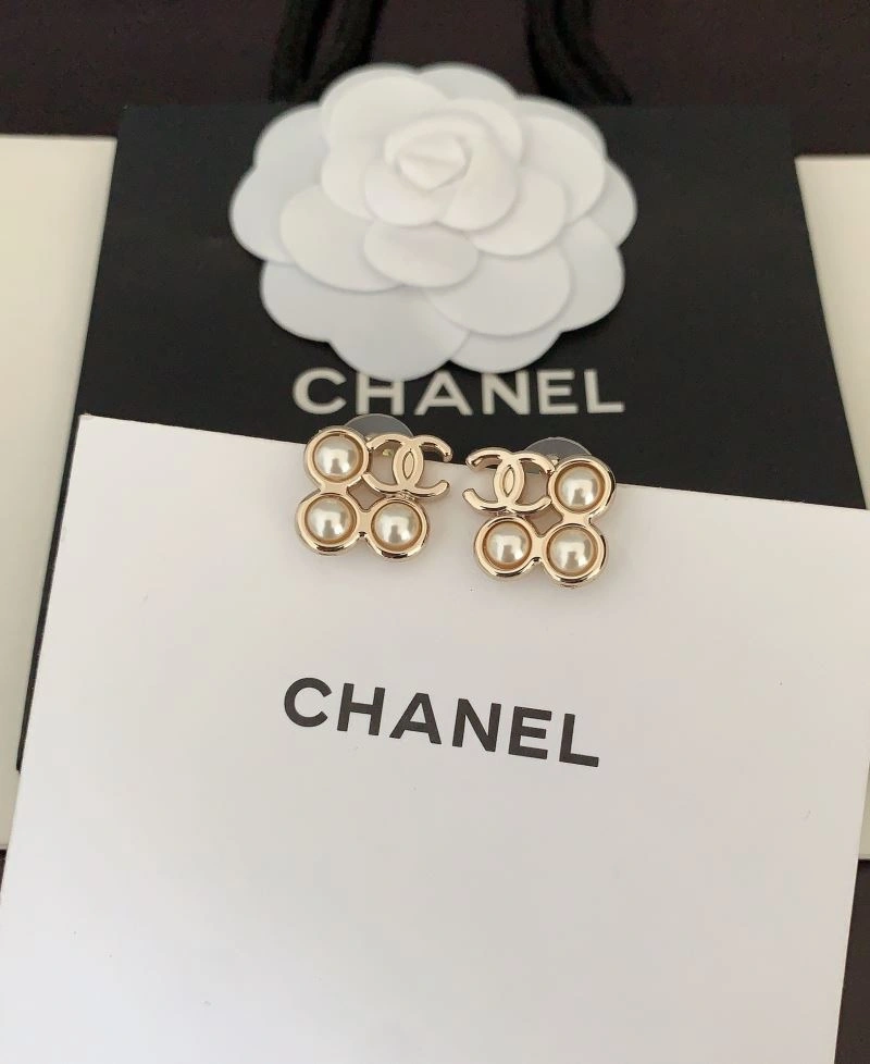 High accuracy Chanel Earrings