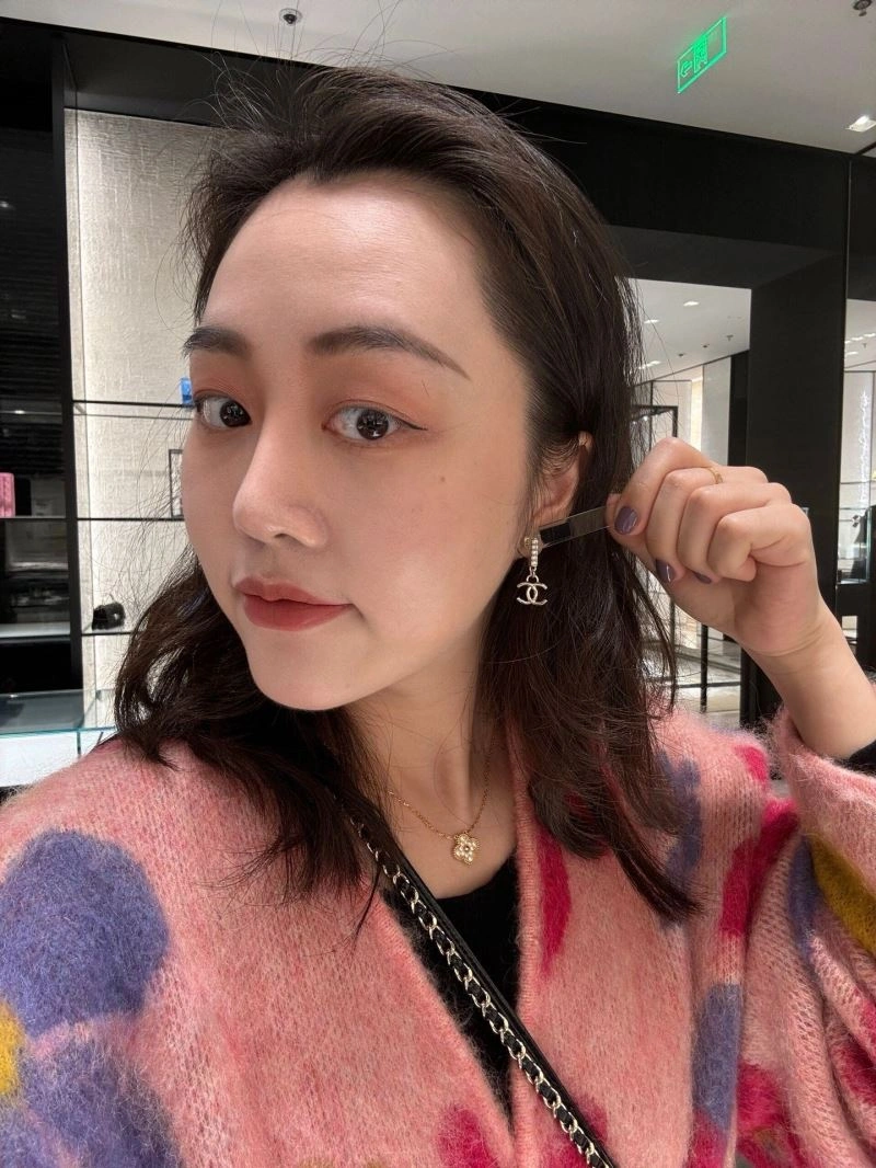 High fidelity Chanel Earrings