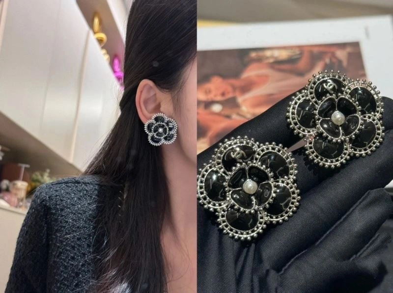 High fidelity Chanel Earrings