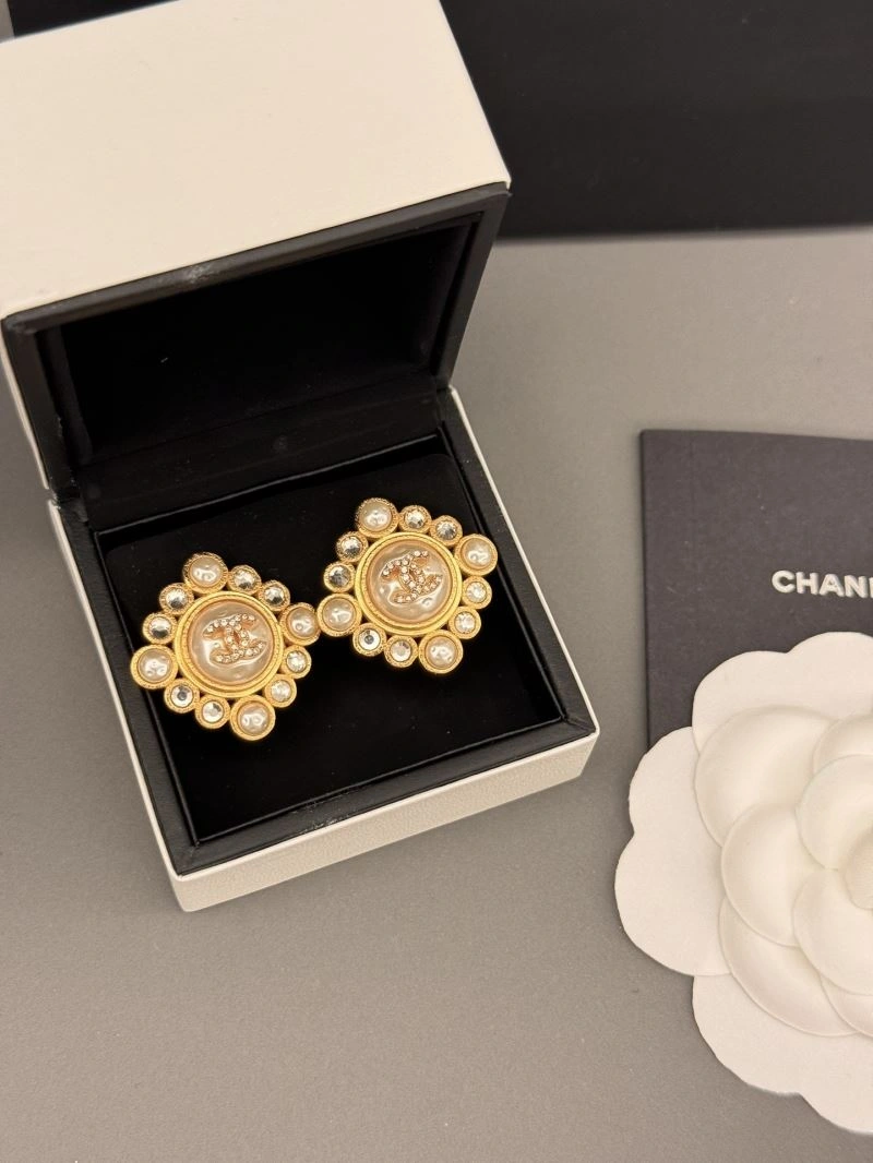 Top mirror Chanel Earrings