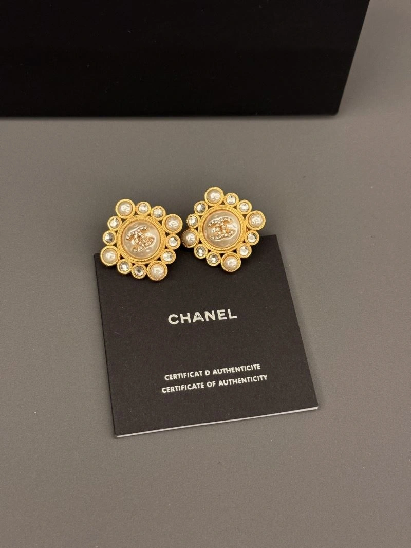 Top mirror Chanel Earrings