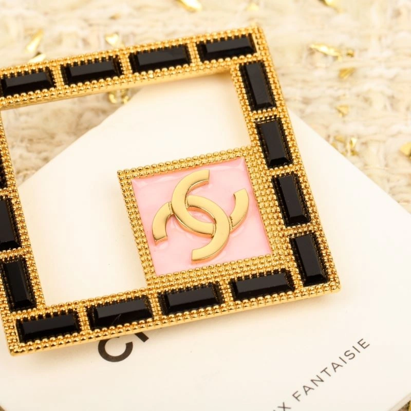 Top match Chanel Earrings