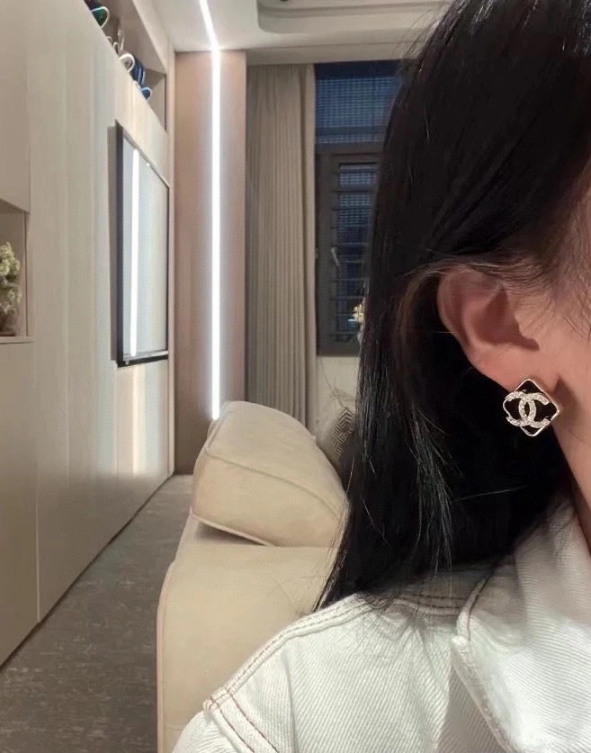 Legit Chanel Earrings