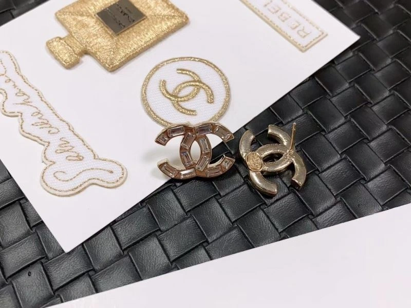 Low-cost Chanel Earrings