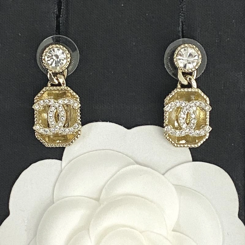 High accuracy Chanel Earrings