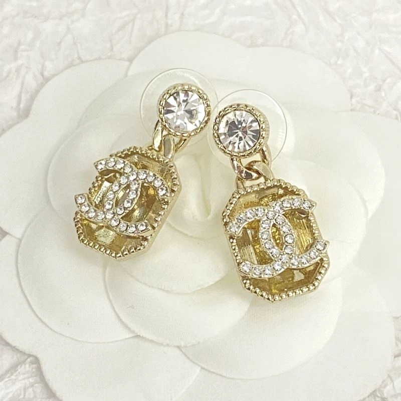High accuracy Chanel Earrings