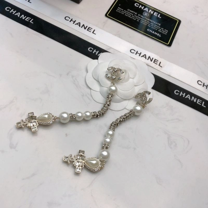 Top mirror Chanel Earrings