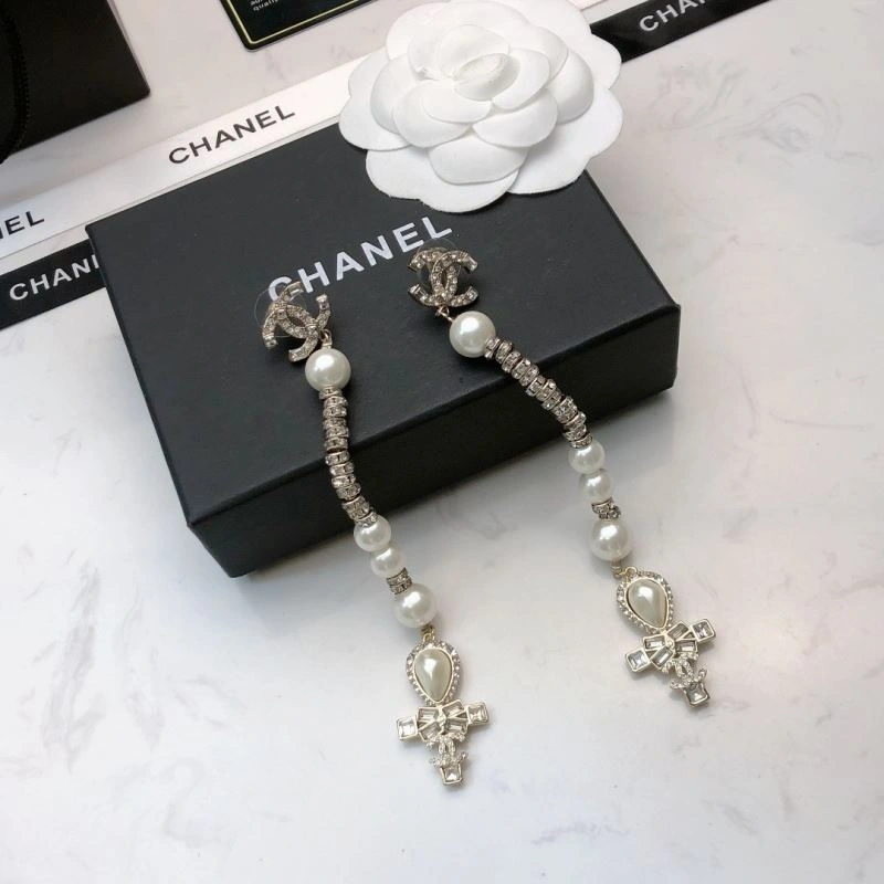 Top mirror Chanel Earrings