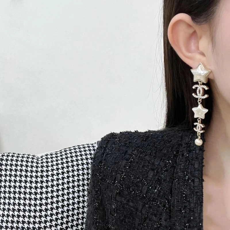High accuracy Chanel Earrings
