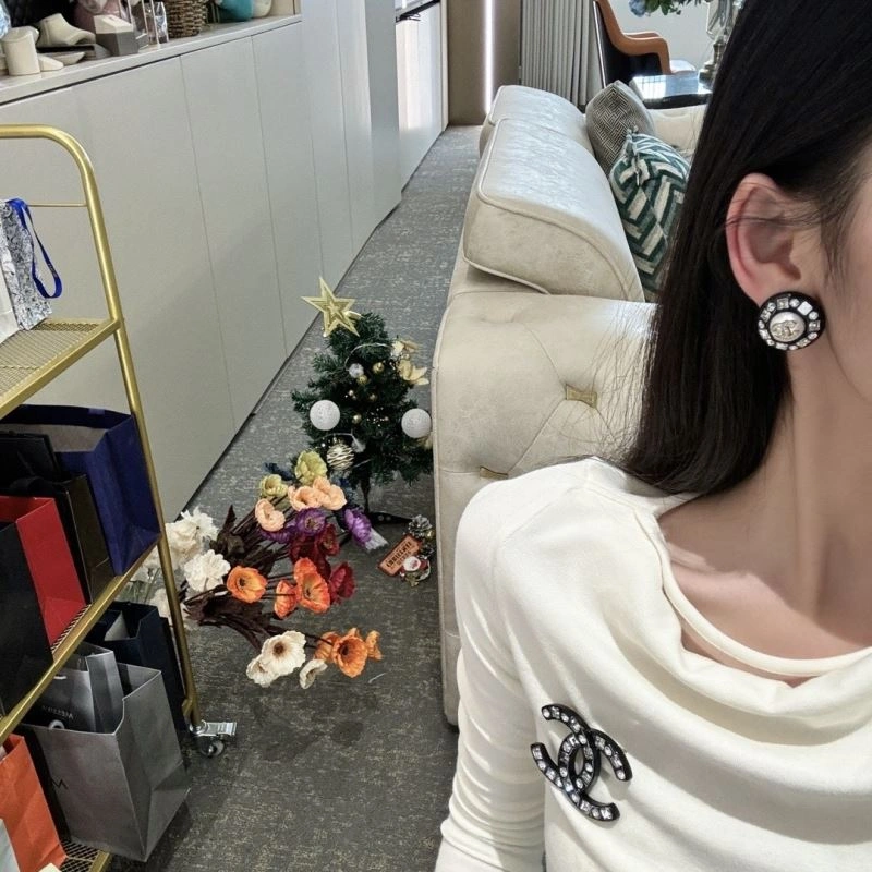 Legit Chanel Earrings