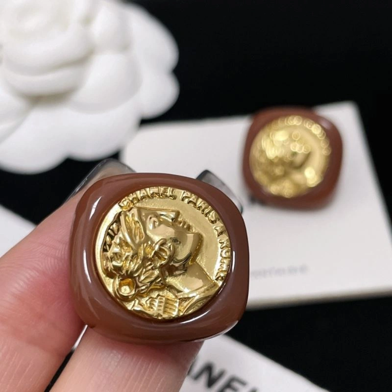 Top match Chanel Earrings