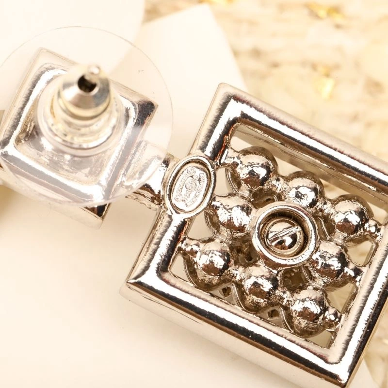 High accuracy Chanel Earrings