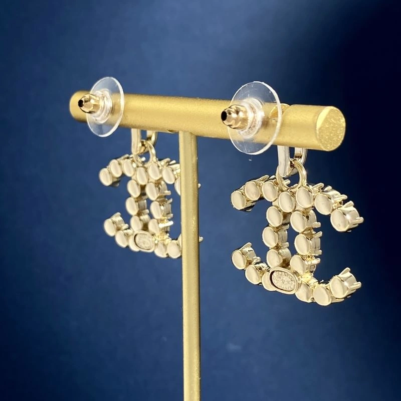 Top match Chanel Earrings