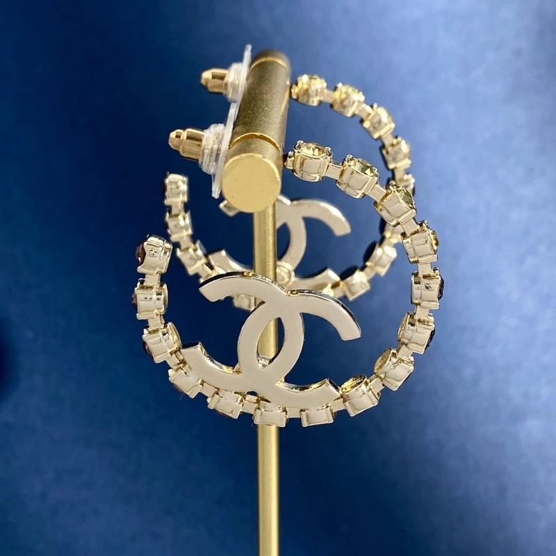 Top match Chanel Earrings