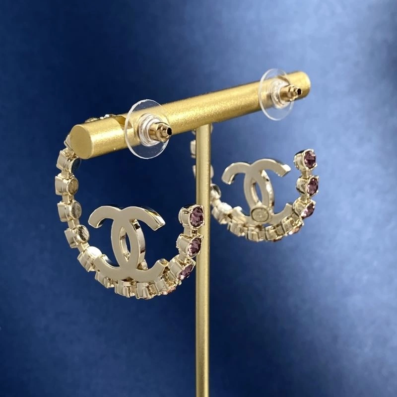 Top match Chanel Earrings