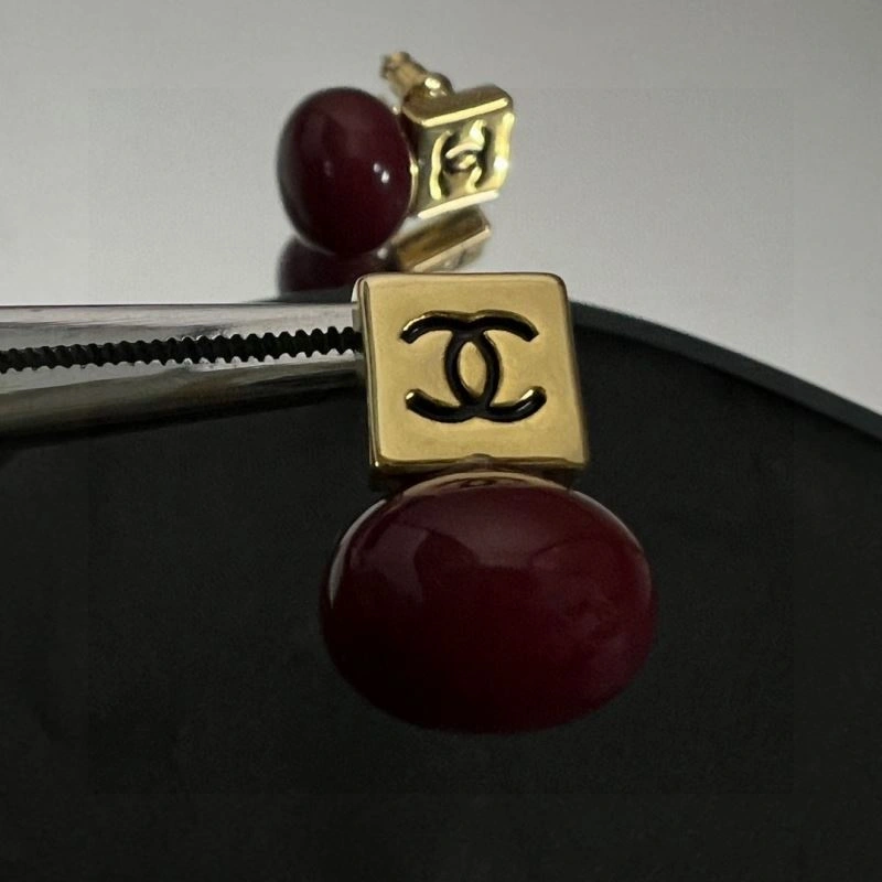 High accuracy Chanel Earrings