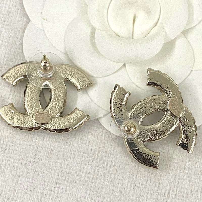 Legit Chanel Earrings