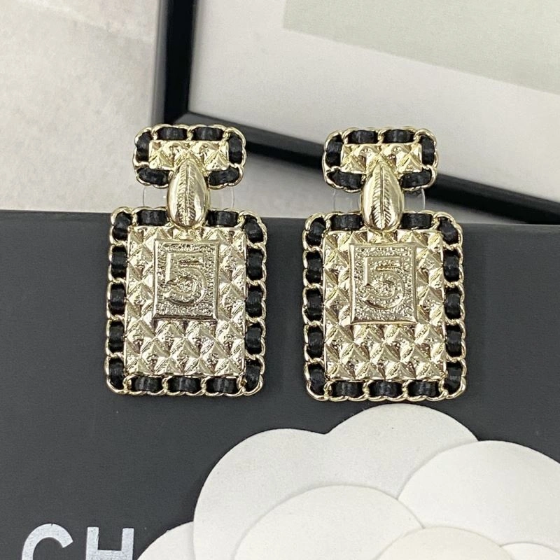 Accurate model Chanel Earrings