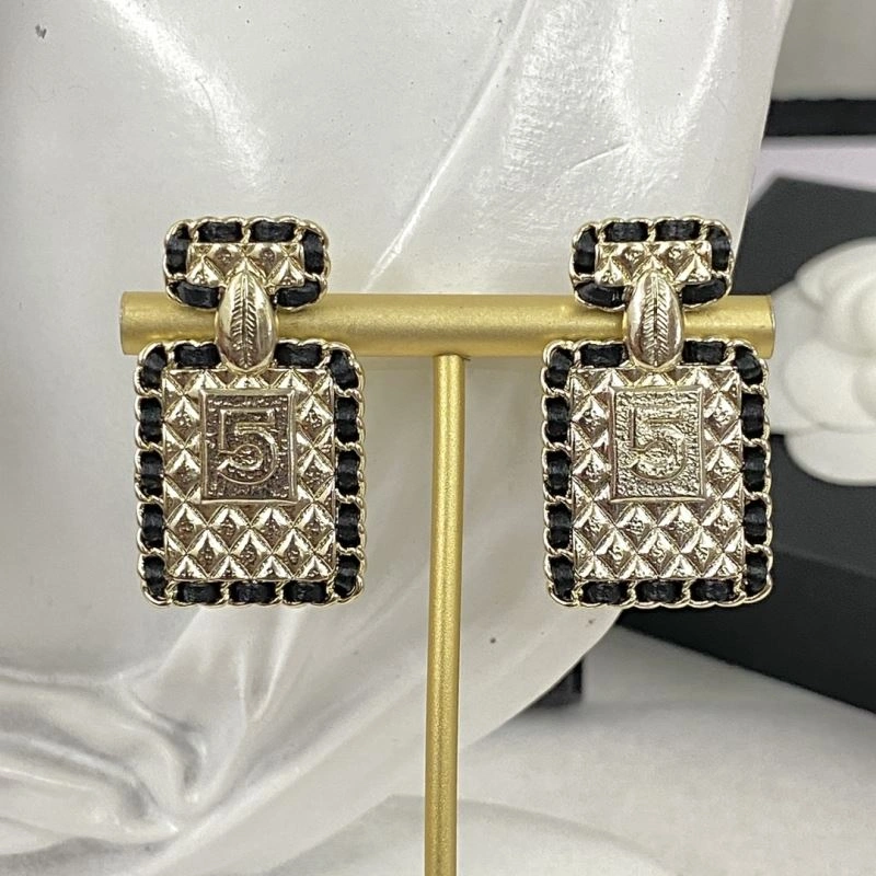 Accurate model Chanel Earrings
