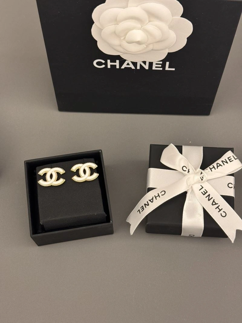 Low-cost Chanel Earrings