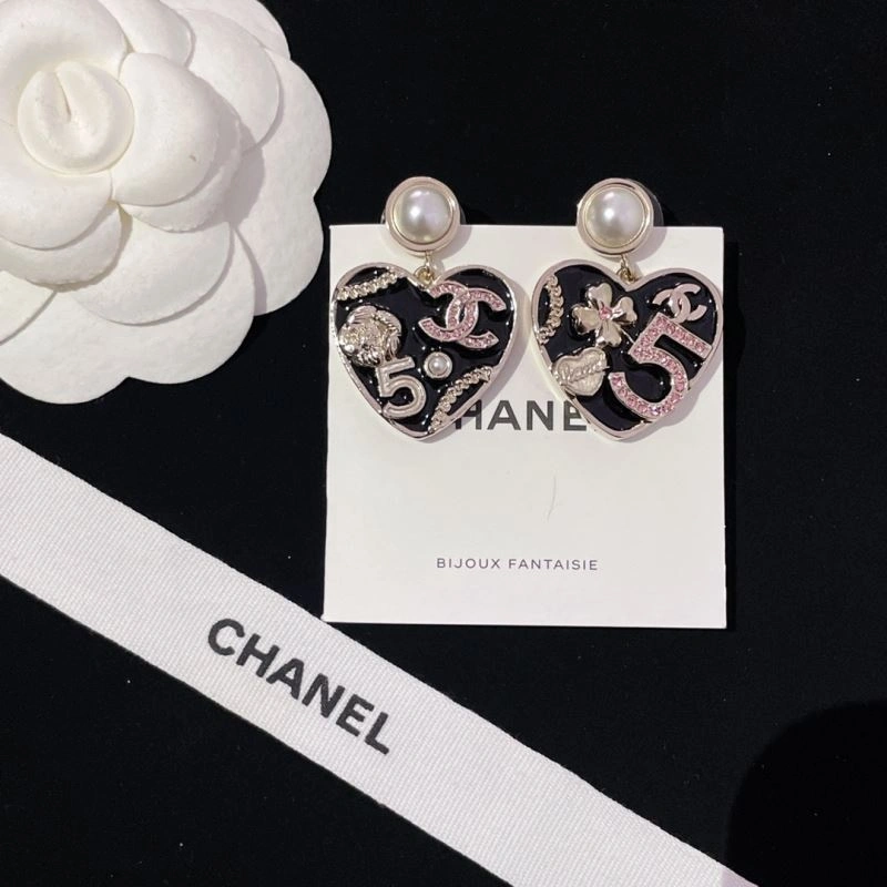 Top match Chanel Earrings