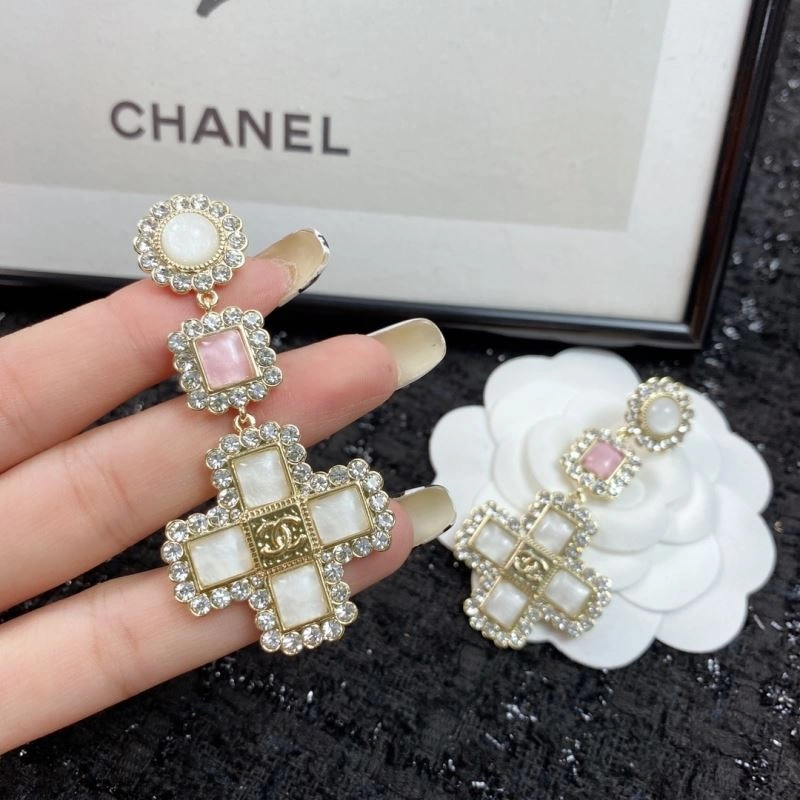 Top match Chanel Earrings