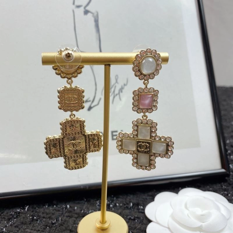 Top match Chanel Earrings