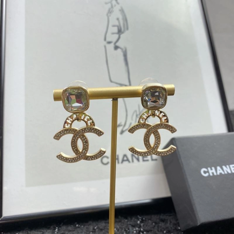 Top mirror Chanel Earrings