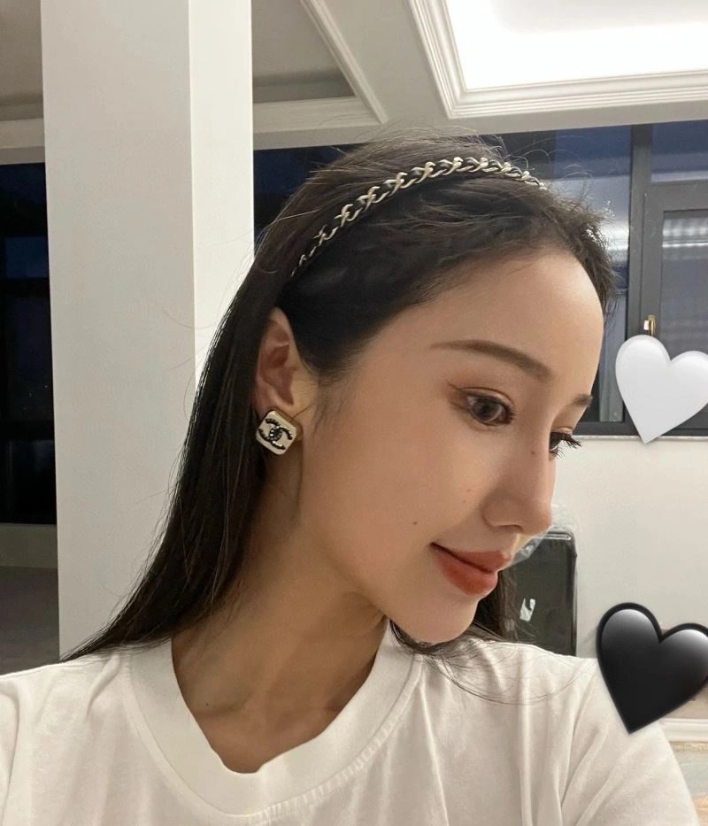 Discounted Chanel Earrings