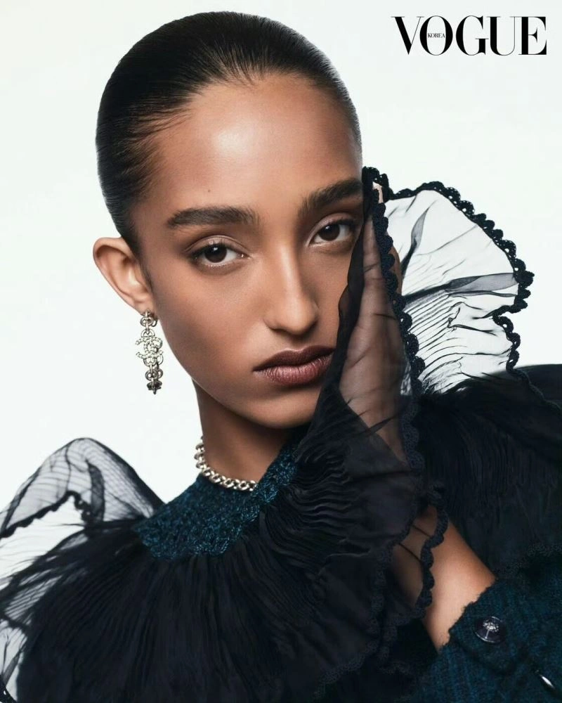 Indistinguishable Chanel Earrings
