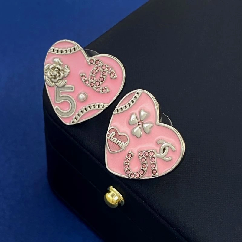 Top match Chanel Earrings