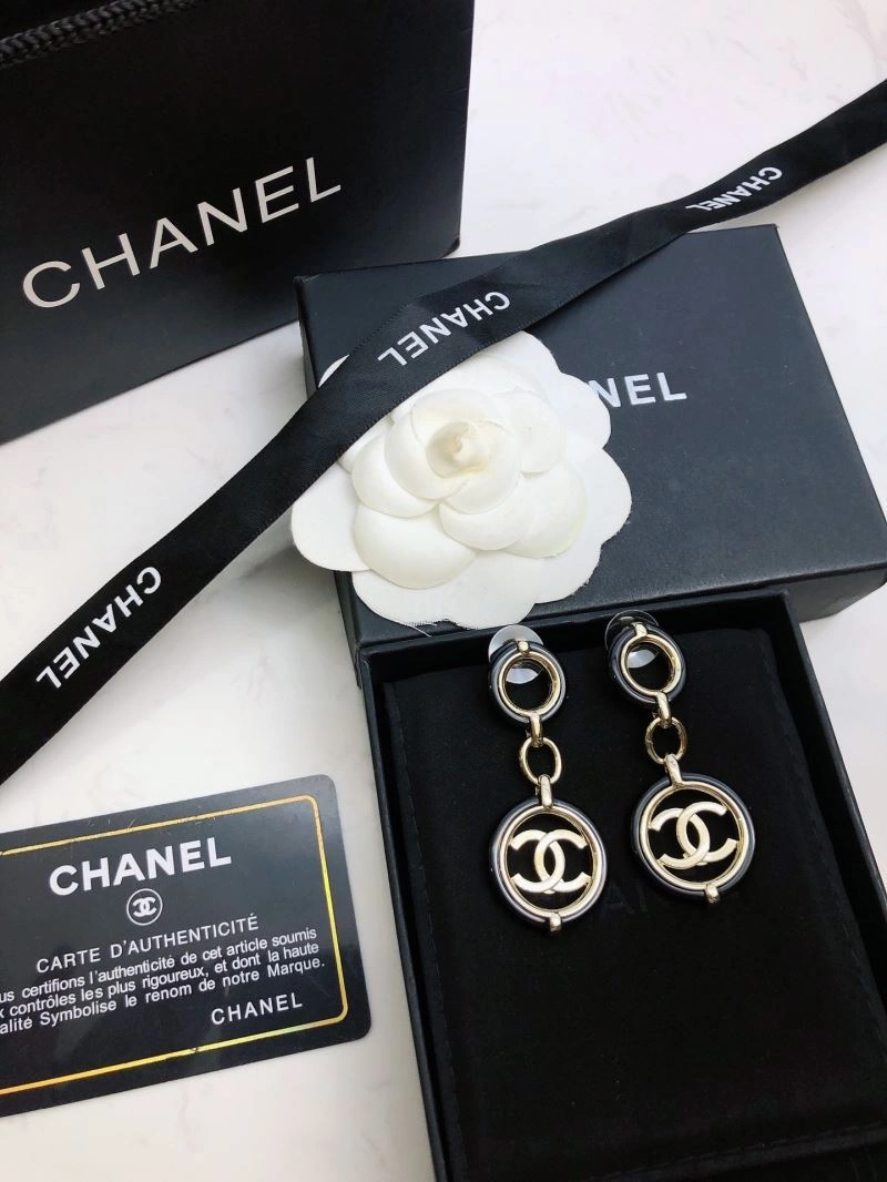 Top mirror Chanel Earrings